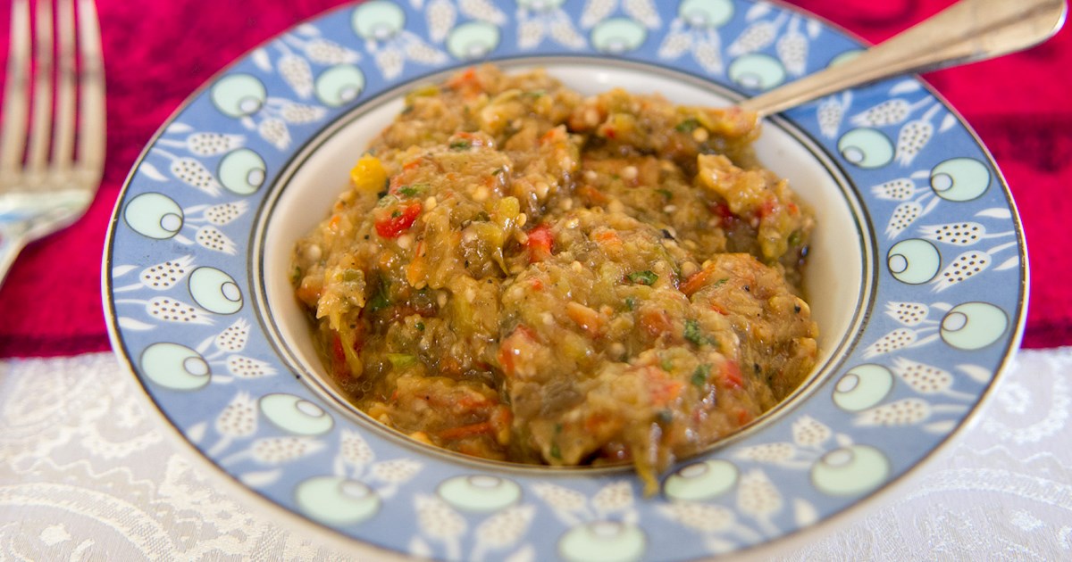 Manqal Salatı | Traditional Salad From Azerbaijan, Eastern Europe