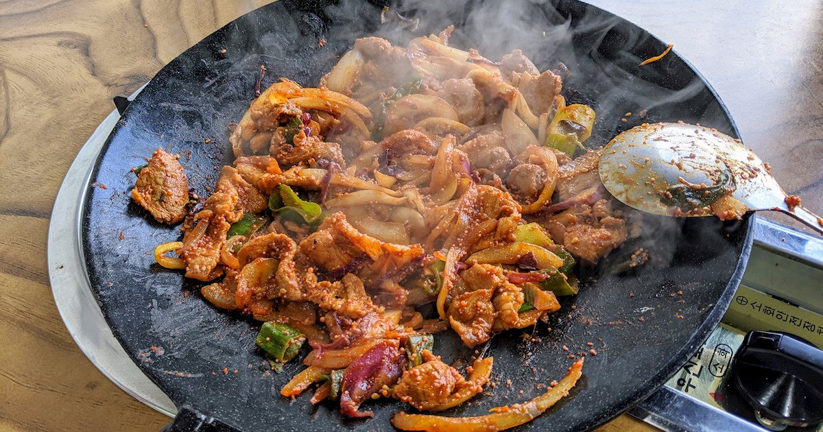 Jumulleok | Traditional Beef Dish From South Korea, East Asia