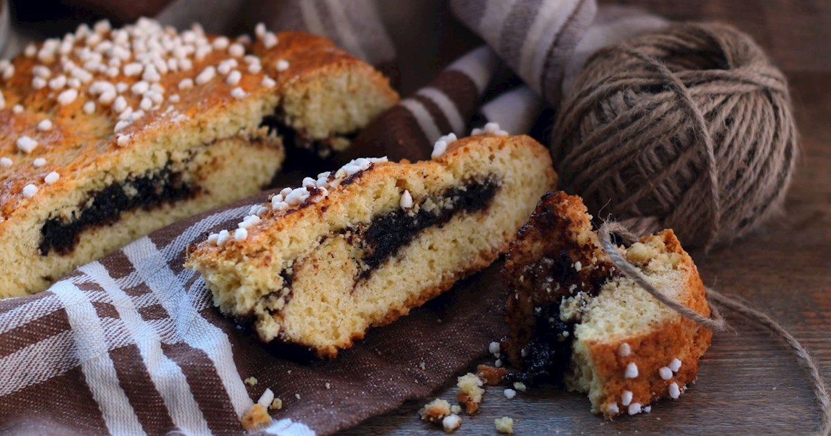 Pinza Bolognese | Traditional Sweet Pastry From Bologna, Italy