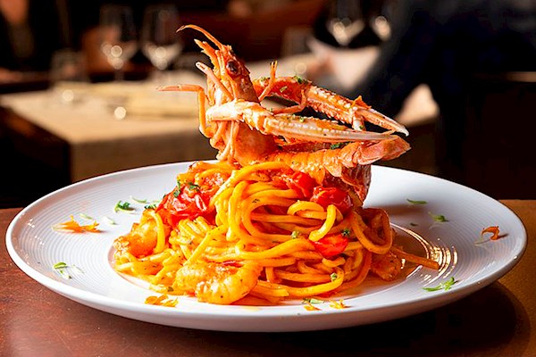 Where to Eat the Best Spaghetti Alla Busara in the World? | TasteAtlas