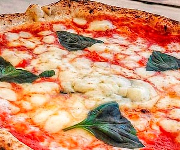 10 Best Rated European Pizzas - TasteAtlas