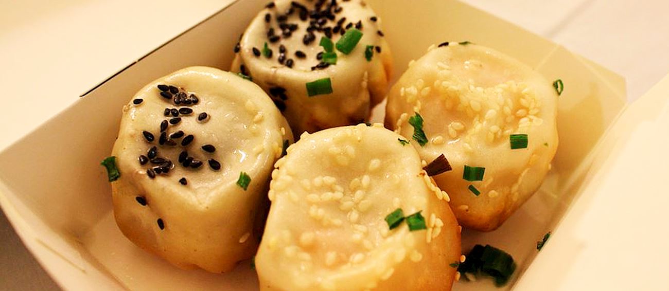 Cheung Hing Kee Shanghai Pan Fried Buns | TasteAtlas | Recommended ...