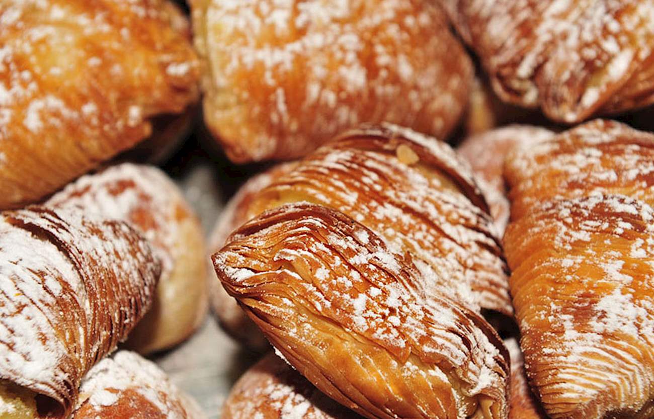Sfogliatella In Scaturchio | TasteAtlas | Recommended authentic restaurants