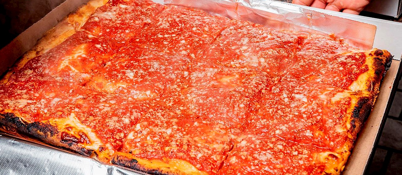 Sicilian Pizza In L&B Spumoni Gardens | TasteAtlas | Recommended ...