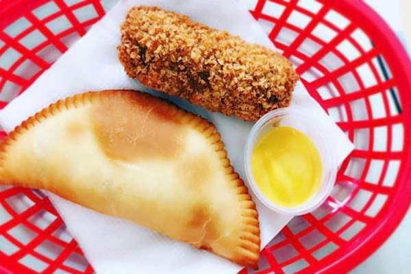 Pastechi | Traditional Savory Pastry From Aruba, Caribbean