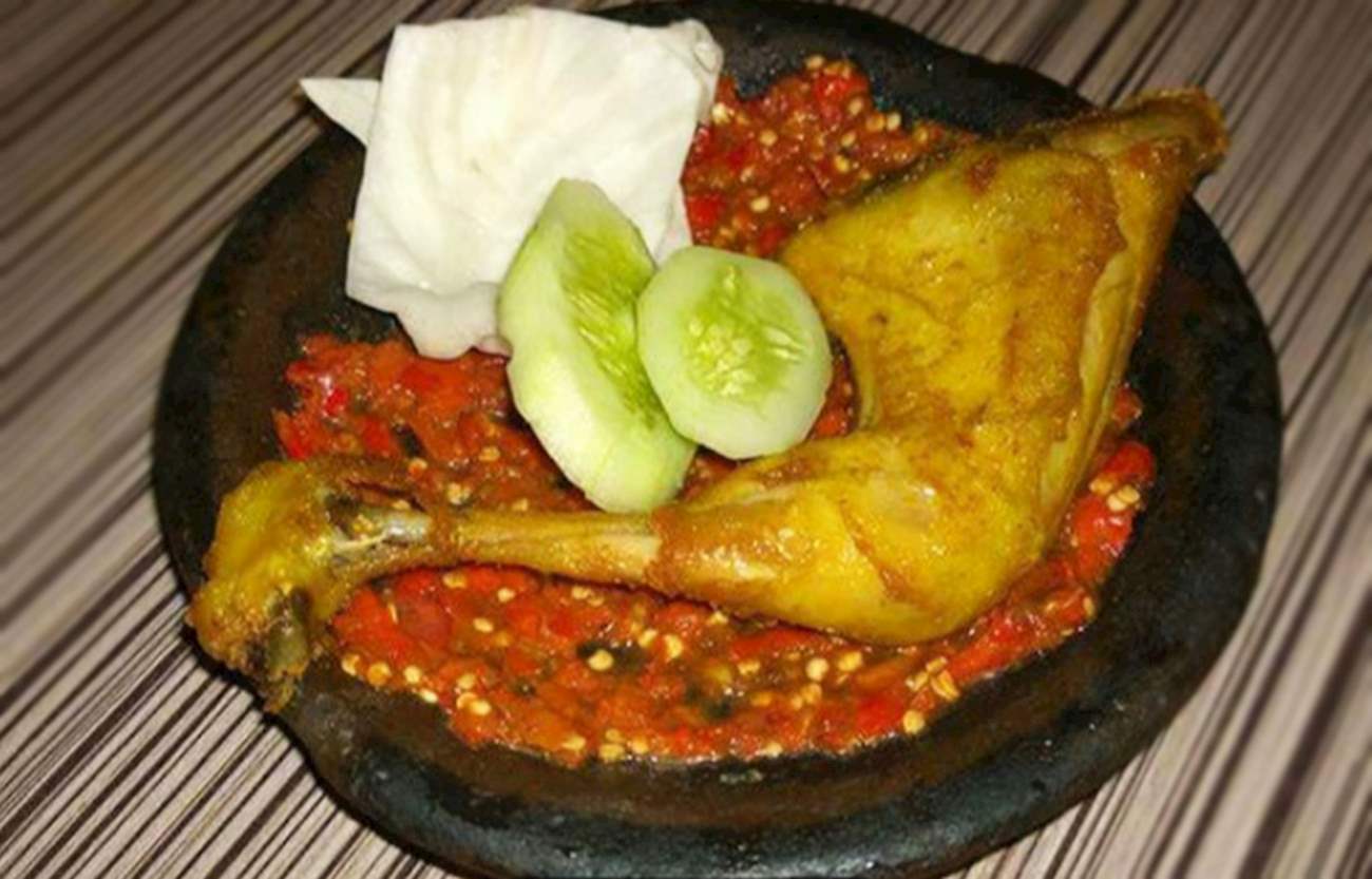 Warung Bu Kris | TasteAtlas | Recommended authentic restaurants