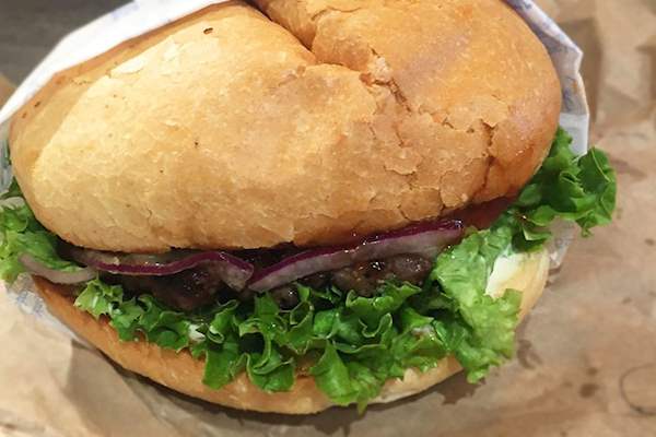 Where to Eat the Best KiwiBurger in the World? | TasteAtlas