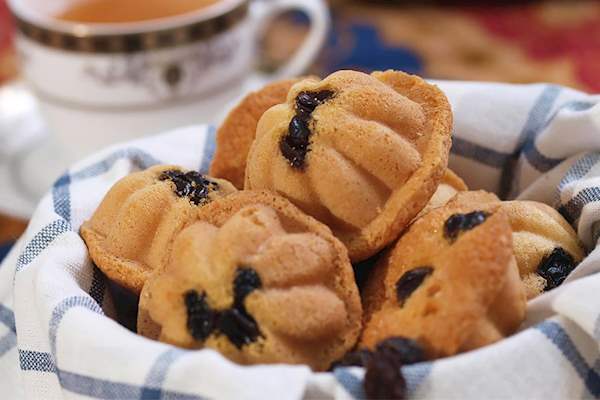 Bahulu | Traditional Dessert From Malaysia, Southeast Asia