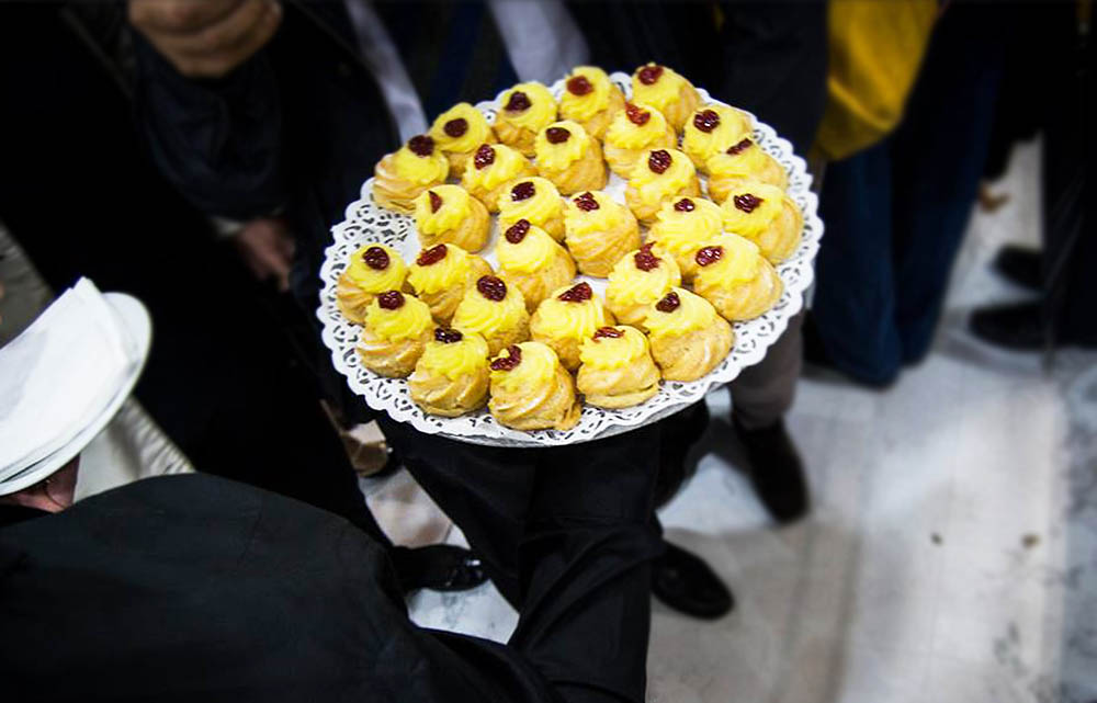 Where to Eat the Best Zeppole in the World? | TasteAtlas
