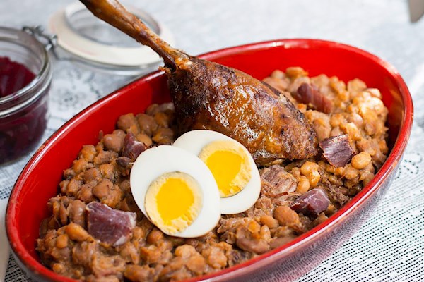 Sólet | Traditional Stew From Hungary, Central Europe