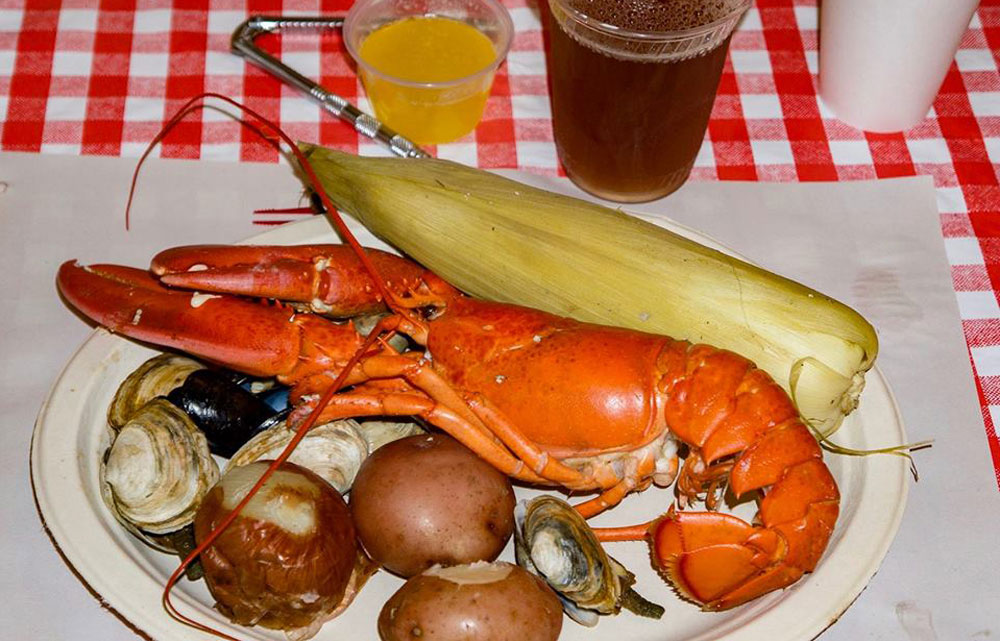 Clam Bake | Traditional Feast From Northeastern United States, United ...