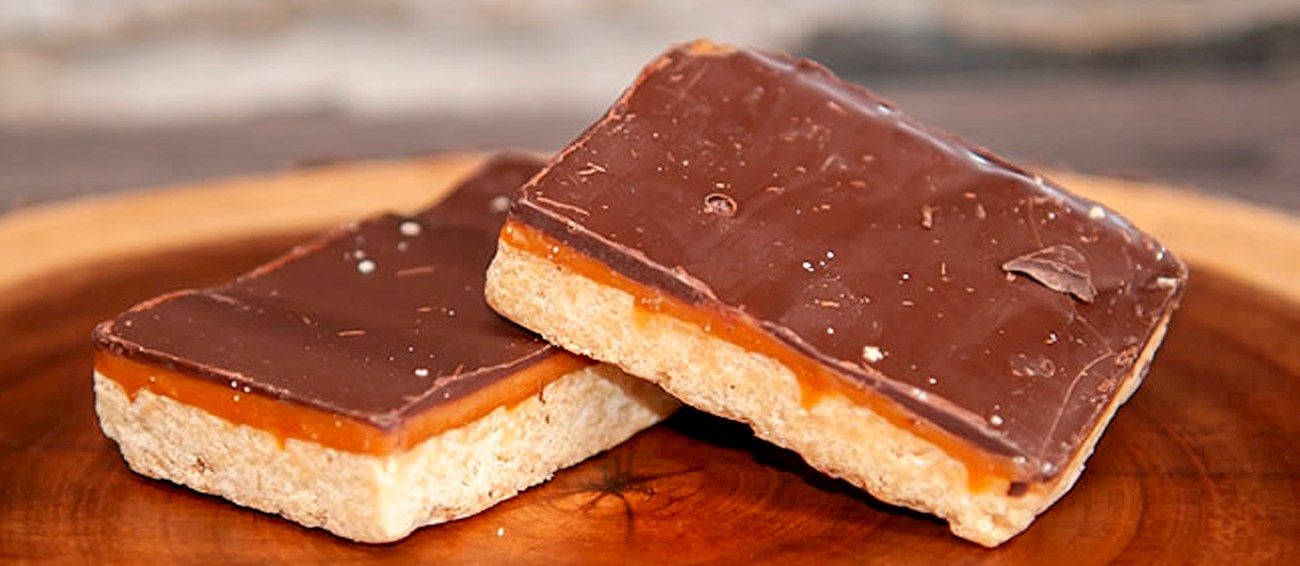 The Apple Pie Cafe and Bakery | TasteAtlas | Recommended authentic ...