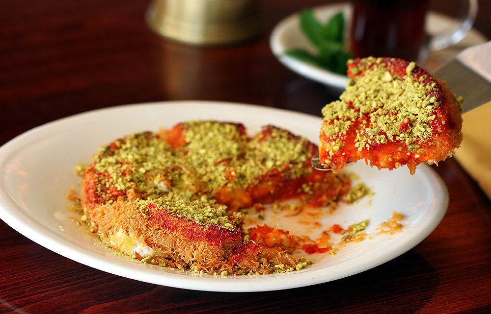 Kunāfah In Tanoreen | TasteAtlas | Recommended authentic restaurants