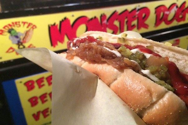 Where to Eat the Best Seattle Dog in the World? | TasteAtlas