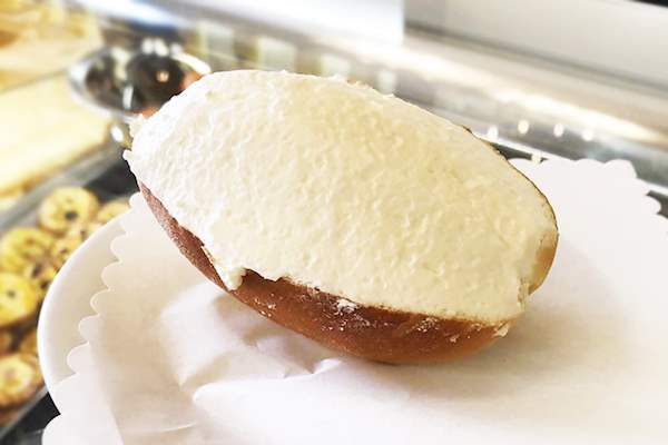 Maritozzo | Traditional Sweet Bread From Rome, Italy