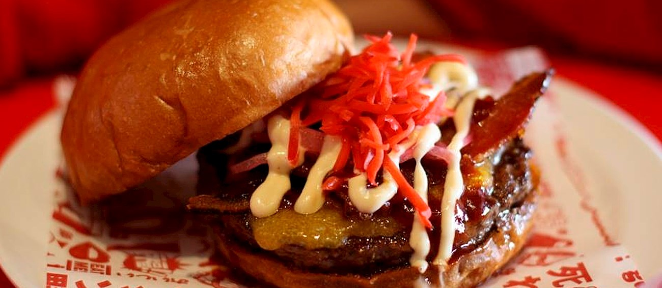 Cheeseburger In Fukuburger Chinatown | TasteAtlas | Recommended ...