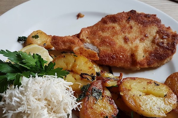 Where to Eat the Best Münchner Schnitzel in the World? | TasteAtlas