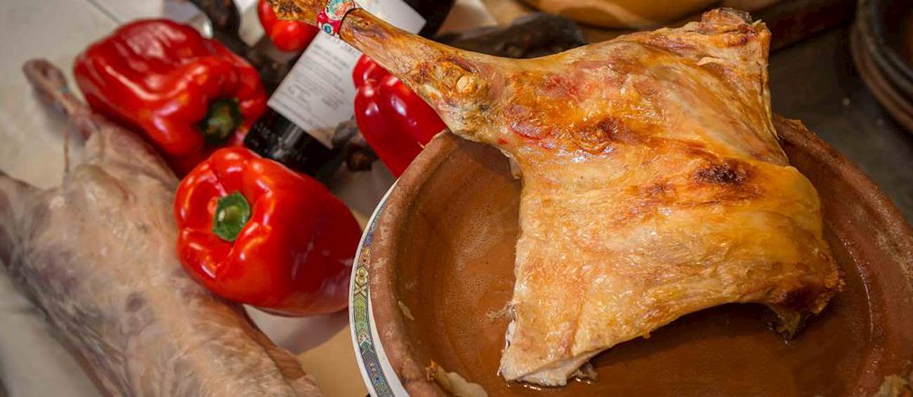 Lechazo In La Parrilla De San Lorenzo | TasteAtlas | Recommended ...