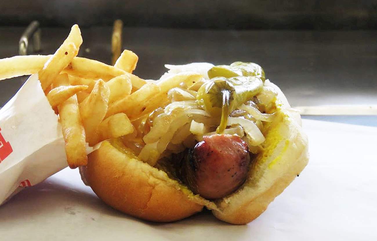 Maxwell Street Polish In Maxwell Street Depot | TasteAtlas ...