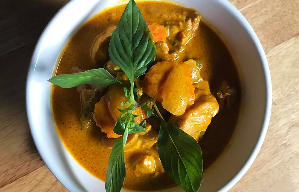 Samlar Kari | Traditional Stew From Cambodia, Southeast Asia