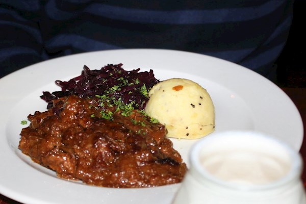 Hachee | Traditional Stew From Netherlands, Central Europe