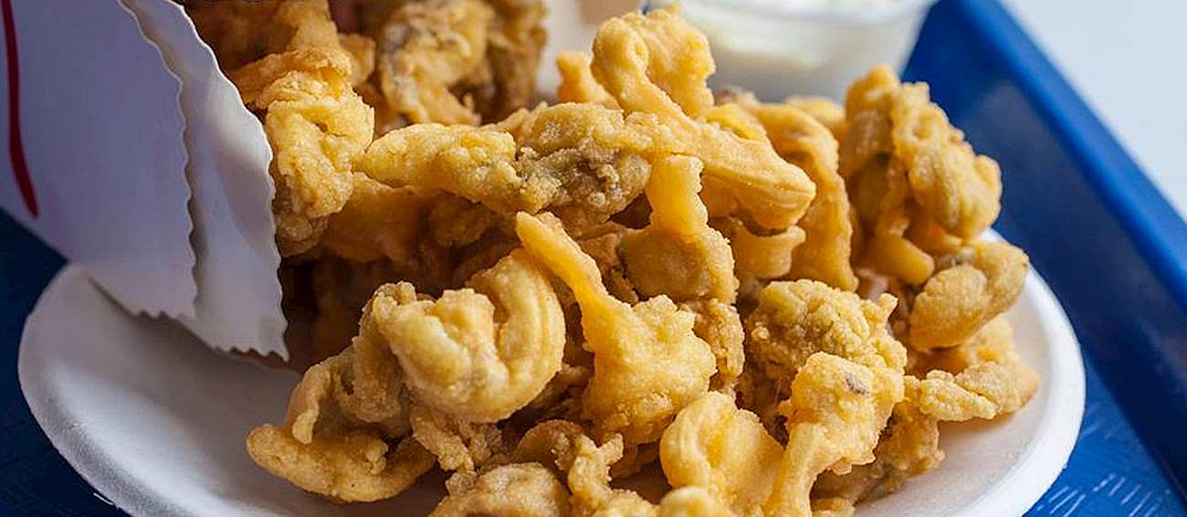 Fried Clams In Bob's Clam Hut | TasteAtlas | Recommended authentic ...