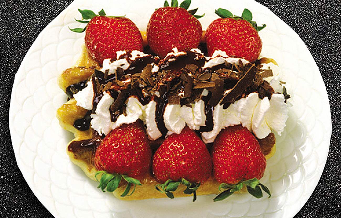 Gaufre In Aux Gaufres De Bruxelles | TasteAtlas | Recommended authentic ...