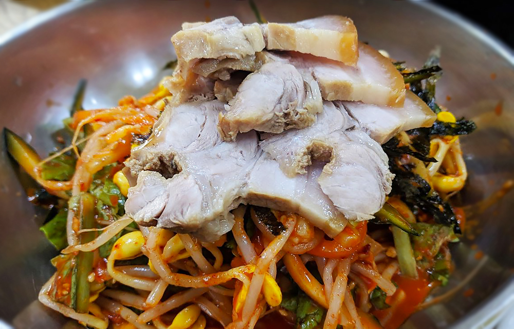 Bibim Guksu | Traditional Noodle Dish From South Korea