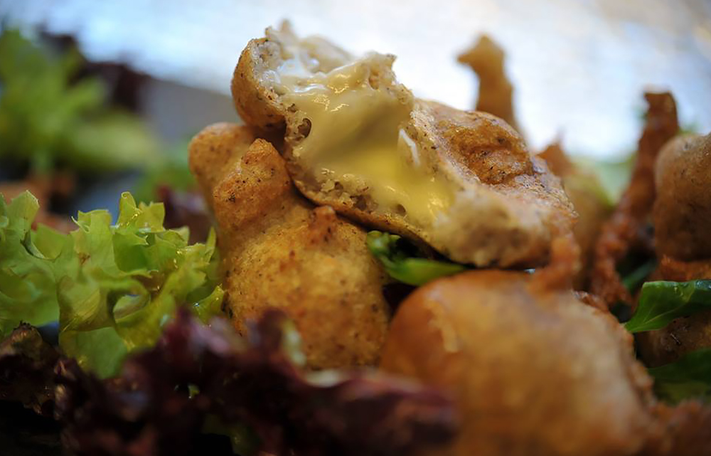 Where to Eat the Best Sciatt in the World? | TasteAtlas