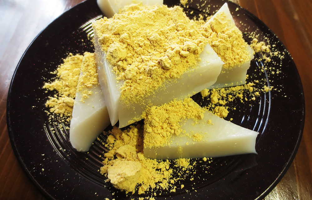 Kuzumochi | Traditional Dessert From Japan