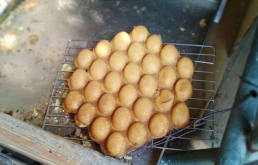 Egg Waffle | Traditional Street Food Sweets From Hong Kong, China