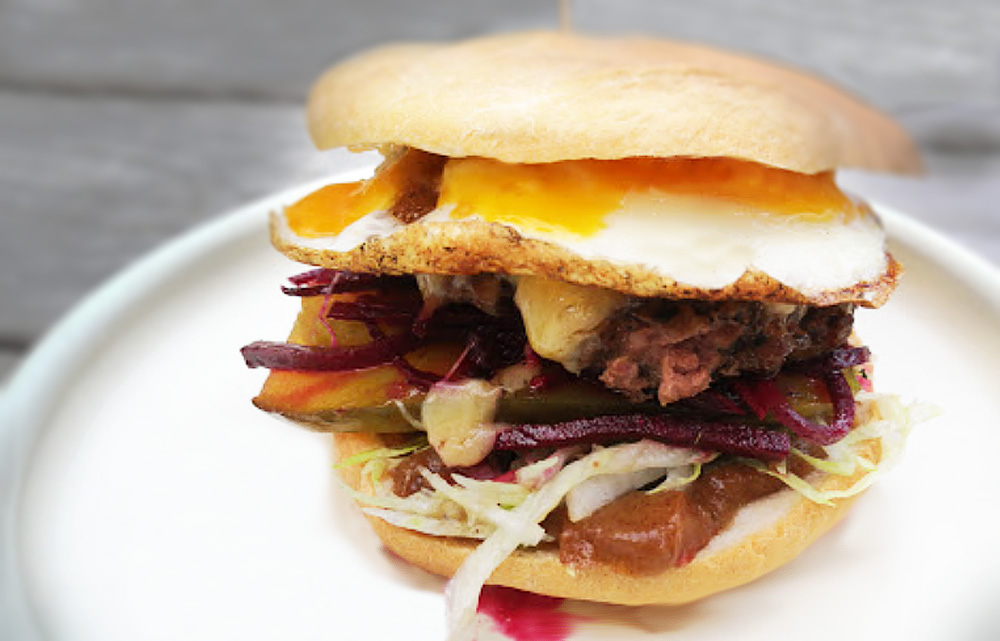 KiwiBurger | Traditional Burger From New Zealand