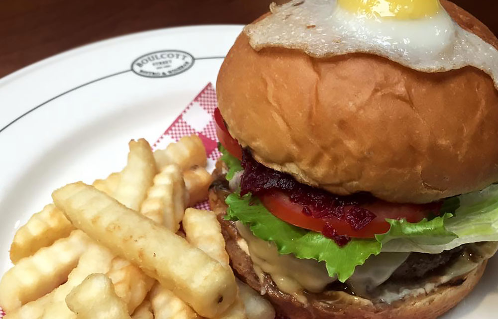 KiwiBurger | Traditional Burger From New Zealand