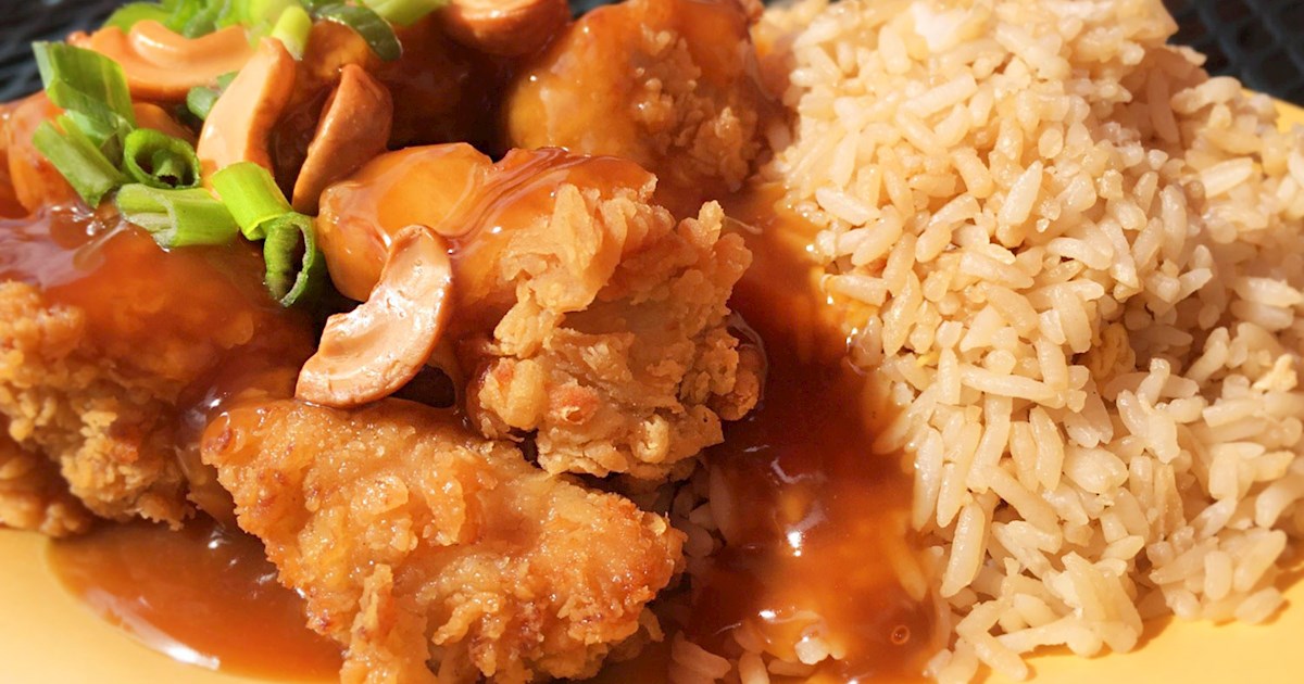Springfield-Style Cashew Chicken In Canton Inn | TasteAtlas ...