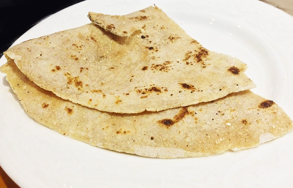 Where to Eat the Best Bhakri in the World? | TasteAtlas
