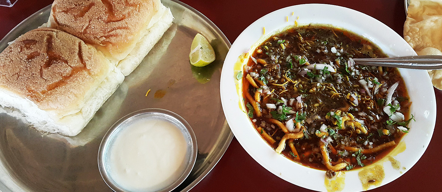 Misal Pav | Traditional Vegetable Dish From Maharashtra, India