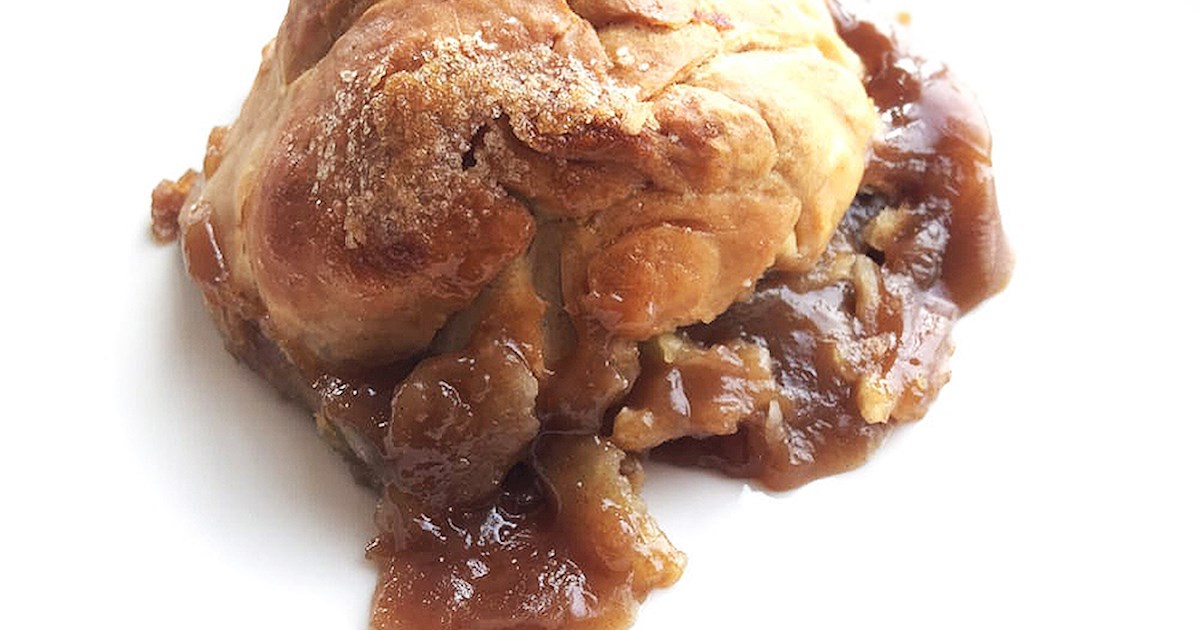 Apple Dumpling In Dutch Eating Place | TasteAtlas | Recommended ...