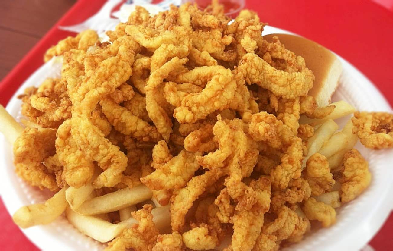 Fried Clams In The Clam Box | TasteAtlas | Recommended authentic ...