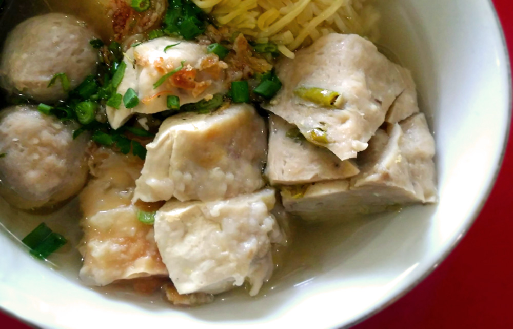 Bakwan Malang | Traditional Soup From Malang, Indonesia | TasteAtlas
