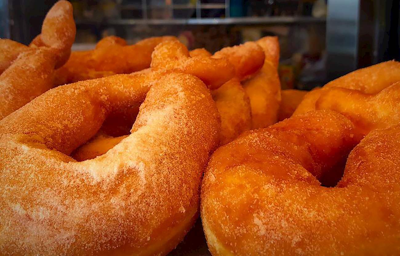 Graffe Napoletane In Chalet Ciro Gelato | TasteAtlas | Recommended ...