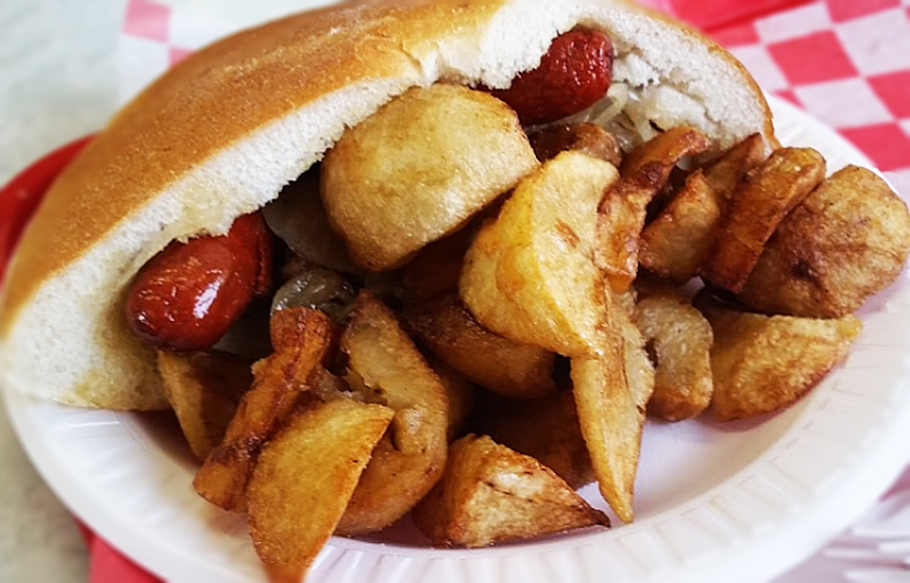 Italian Hot Dog | Traditional Hot Dog From Newark, United States of America