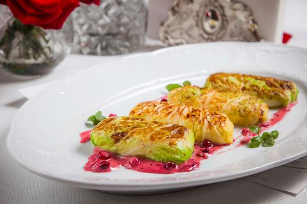 Golubtsy | Traditional Ground Meat Dish From Russia, Eastern Europe