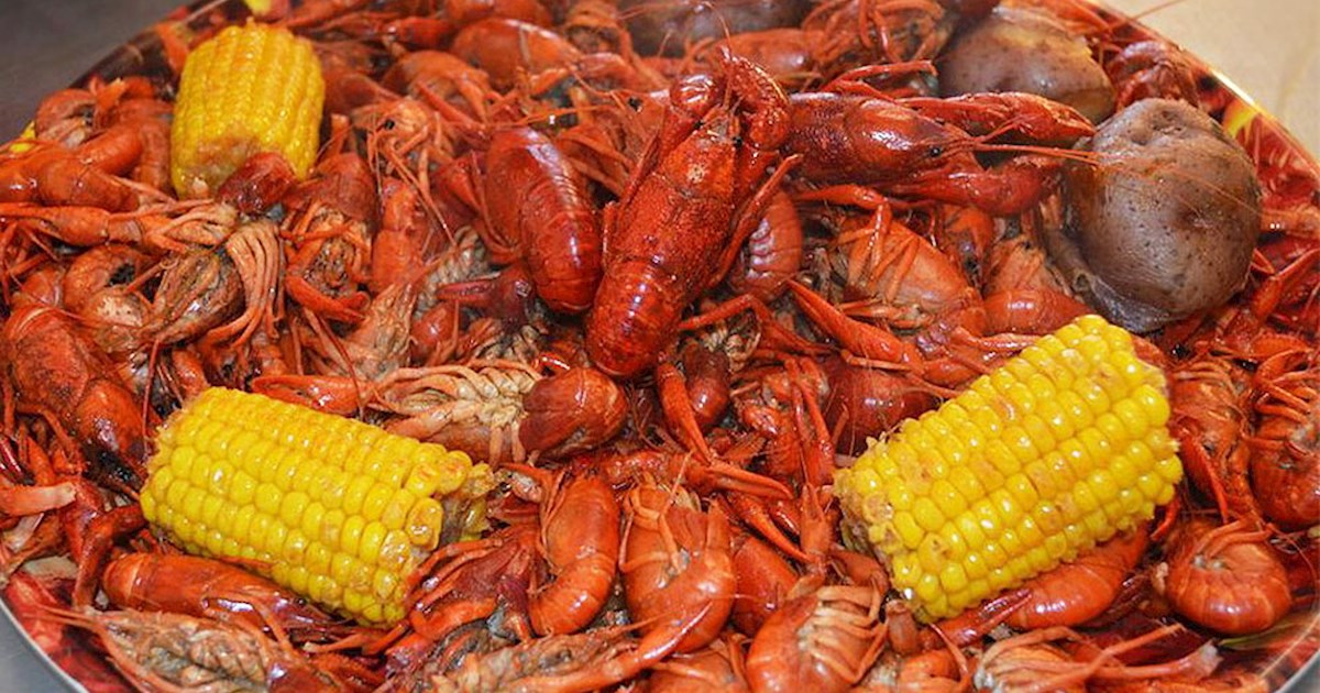 Boiled Crawfish In Cajun Seafood | TasteAtlas | Recommended authentic ...