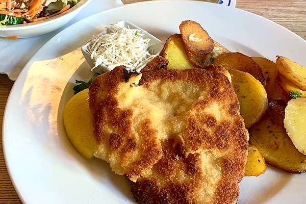 Where to Eat the Best Münchner Schnitzel in the World? | TasteAtlas