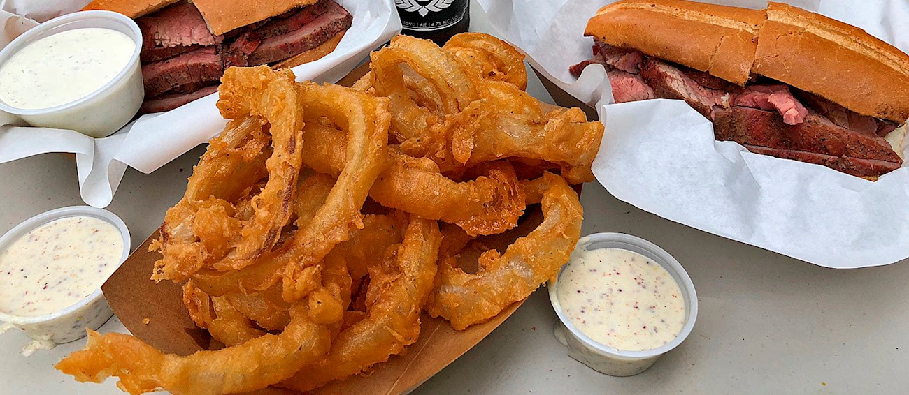 Onion Rings In Cold Spring Tavern | TasteAtlas | Recommended authentic ...