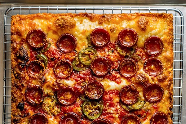 Where to Eat the Best Detroit-Style Pizza in the World? | TasteAtlas