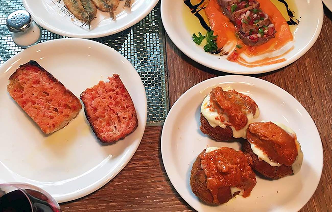 Pa Amb Tomàquet In Paco Meralgo | TasteAtlas | Recommended authentic ...
