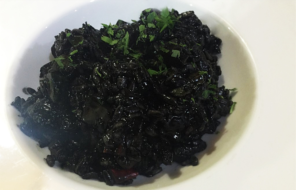 Crni Rižot In Konoba Matejuška | TasteAtlas | Recommended authentic ...