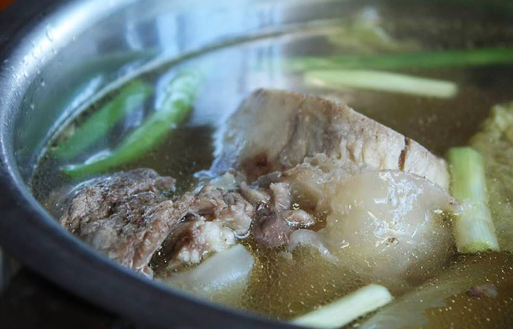 Where to Eat the Best Bulalô in the World? | TasteAtlas