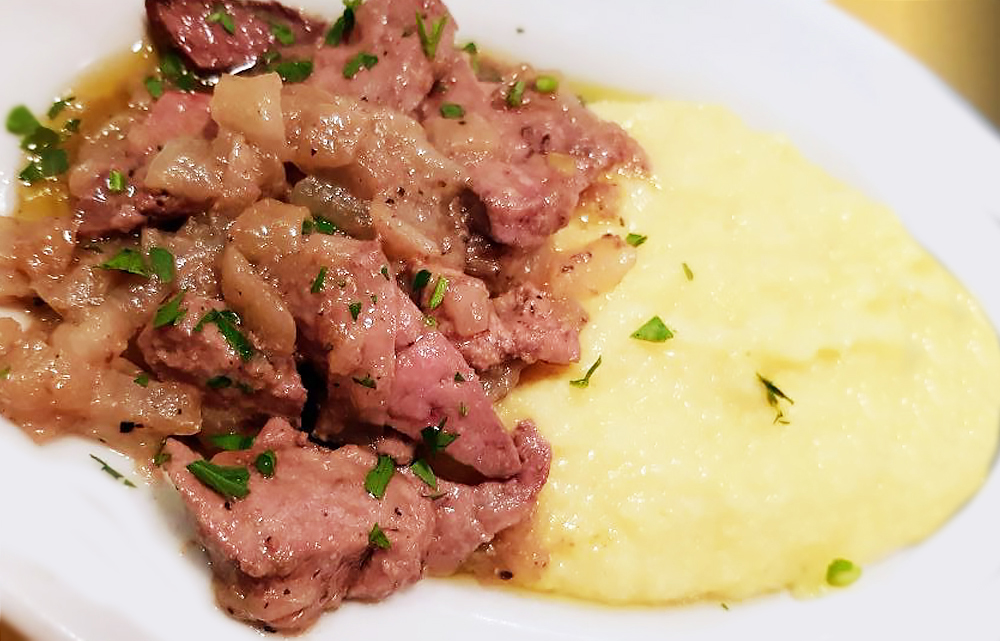 Fegato Alla Veneziana | Traditional Offal Dish From Venice, Italy ...
